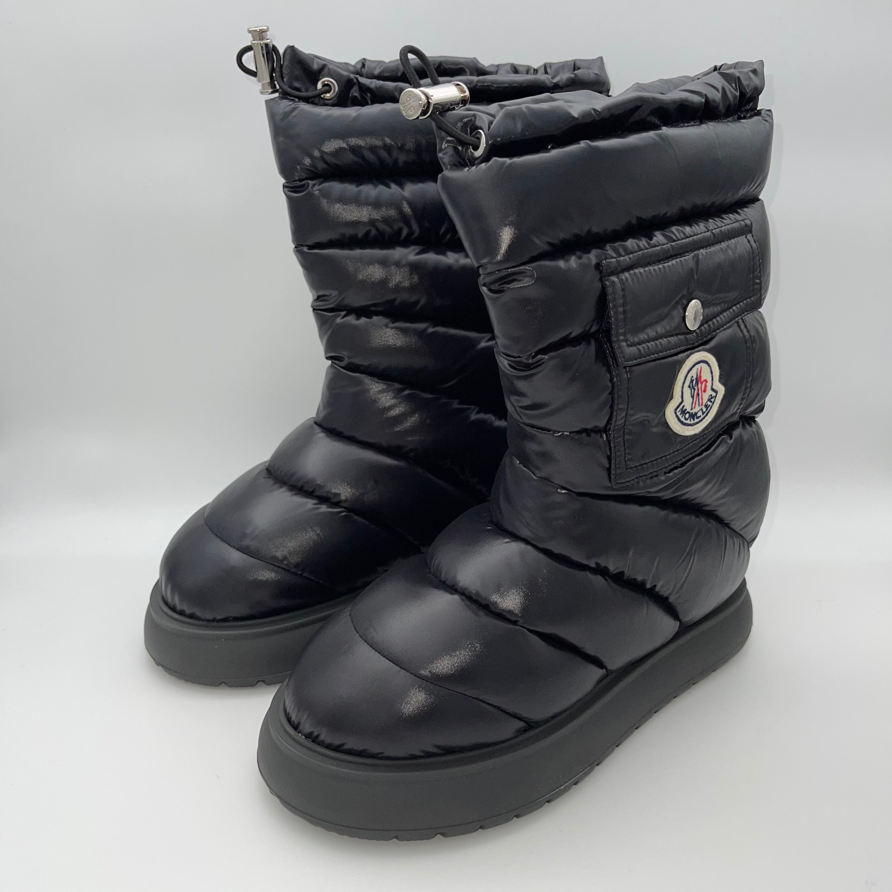 Moncler Ladies Gaia Quilted Boots – WillsMerch
